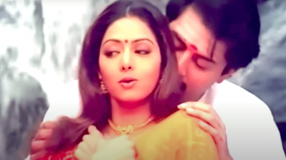 Shishira Kaala Megha Midhuna Lyrics | Malayalam Movie ﻿Devaraagam ...